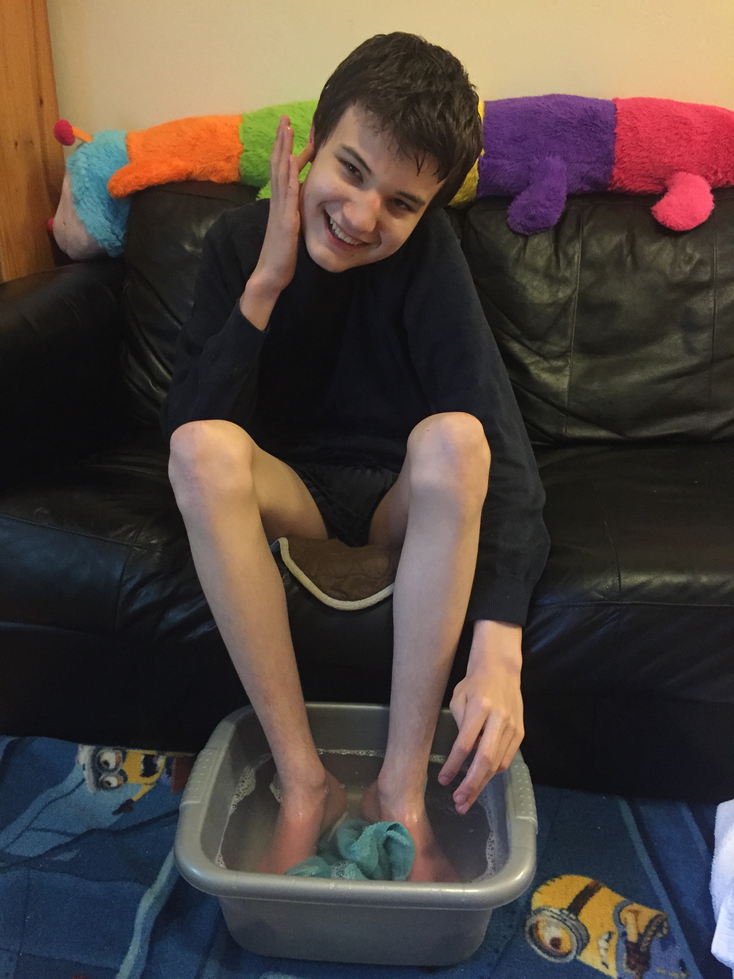 Washing My Autistic Sons’ Feet – The Additional Needs Blogfather
